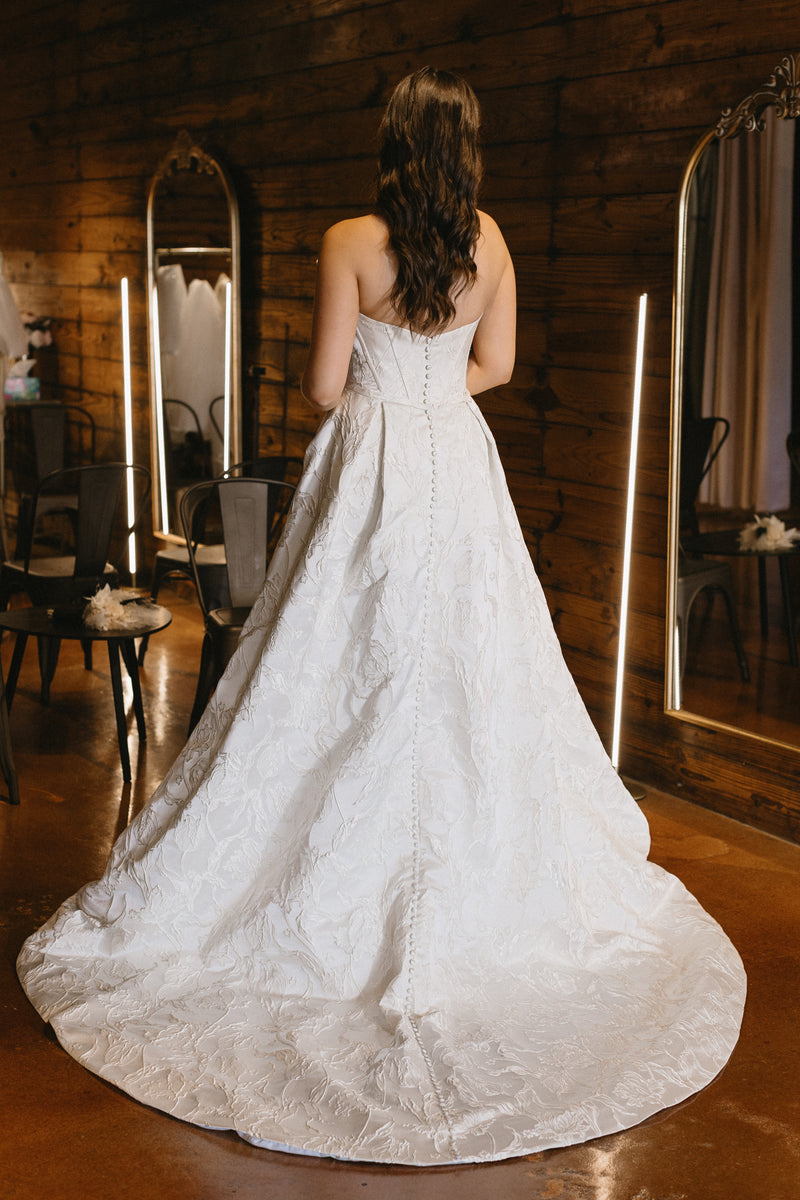 Chester Wedding Dress – BirdieBridalFW